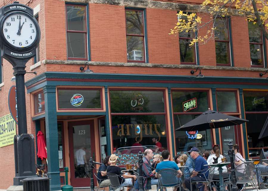 Profile: Argus BarGrille